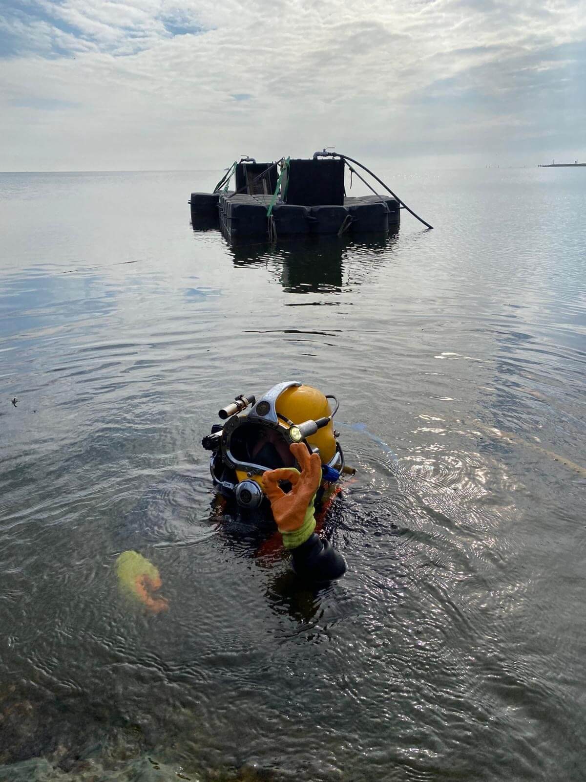 Contact - Glomar // Subsea